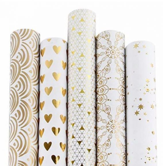 Creative Christmas Gift Wrapping Ideas To Spice Up Your Gifts!