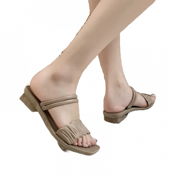 9 Best Sandals for Women to Keep in Step and Stay in Style