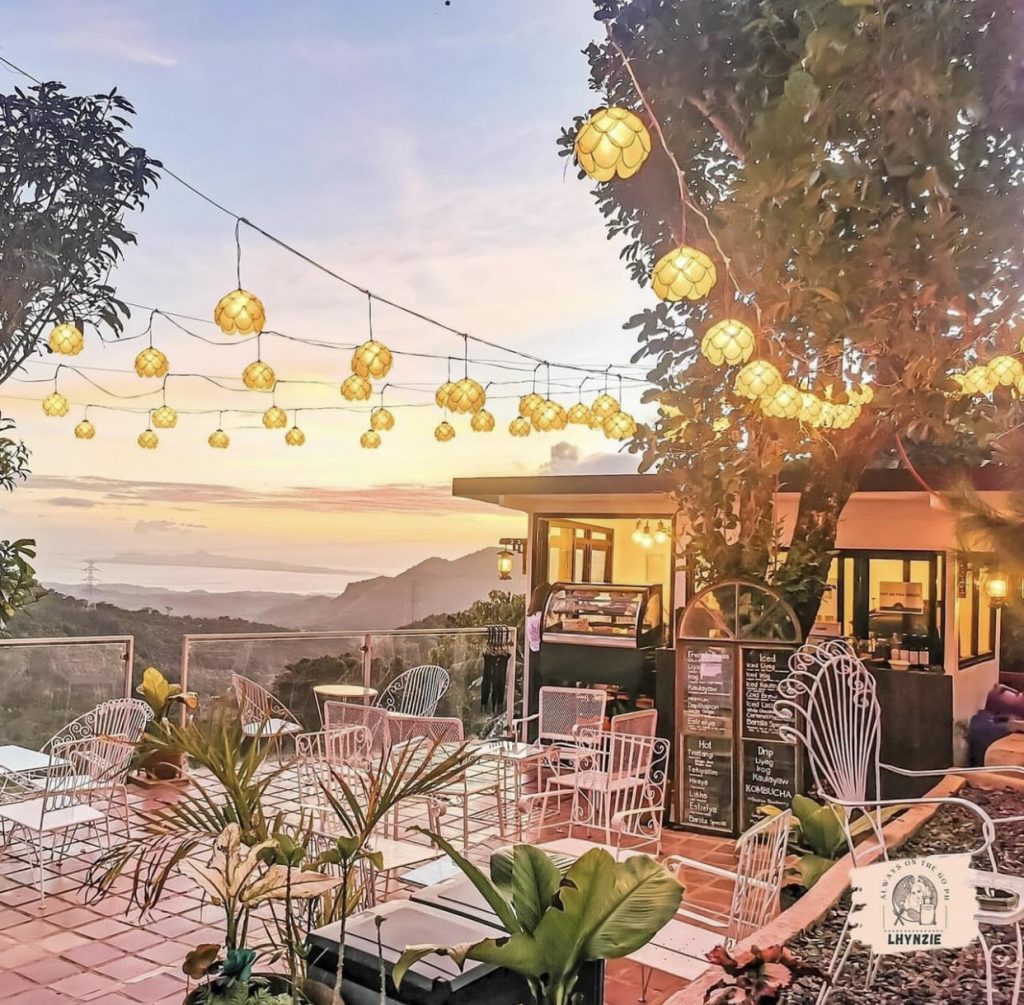 10 Pet-Friendly Cafes in Metro Manila